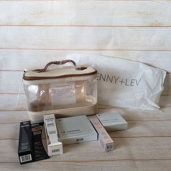 it cosmetics | Makeup | Henny Lev Makeup Trunk Bag With It Cosmetics ...